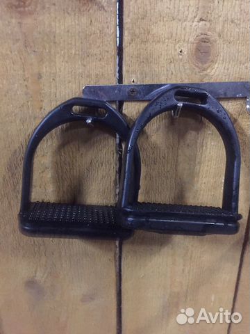 Стремена пластиковые