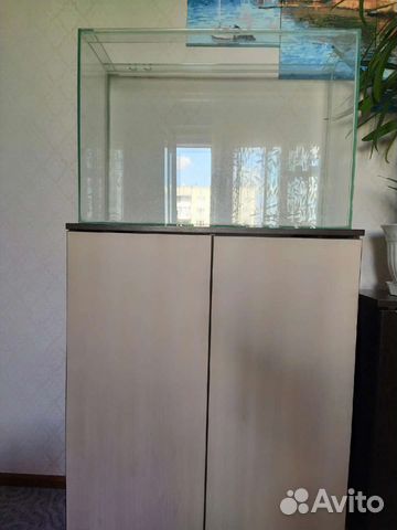 Аквариум с тумбой и фильтром